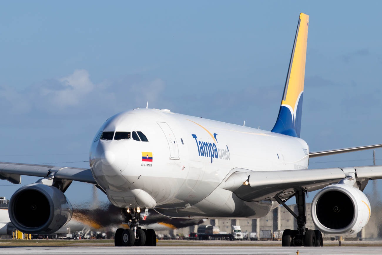 airbus-a330-vs-boeing-777-how-do-they-compare-kn-aviation